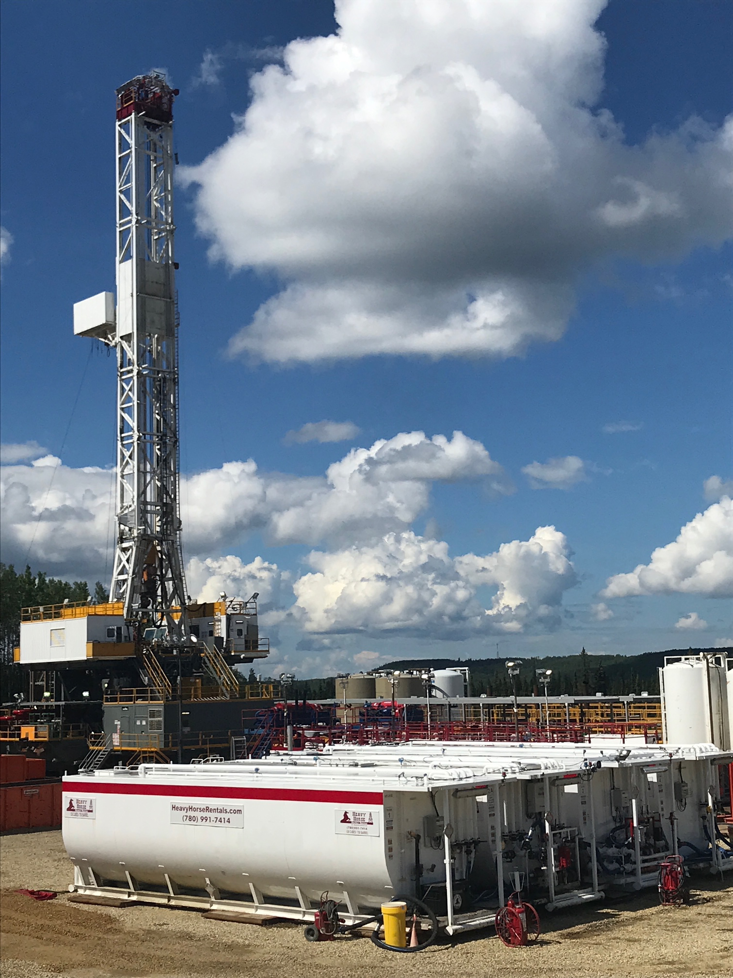 Horizontal Tank Rentals – Heavy Horse Rentals